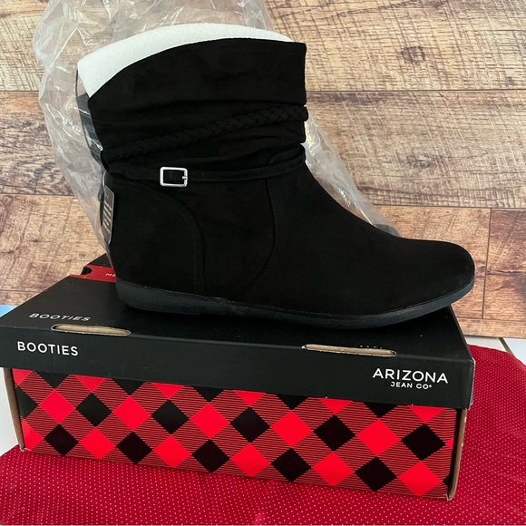 Arizona Jean Company | Shoes | Nwt Black Bootie 9m Women Arizona | Poshmark